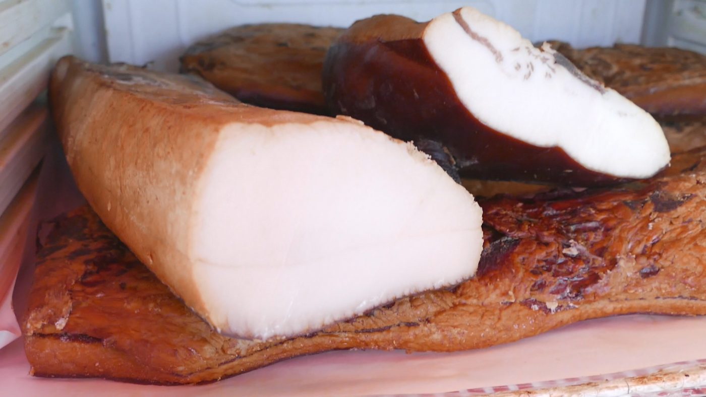 Slanina od mangulice bela – Proizvodi od mangulice